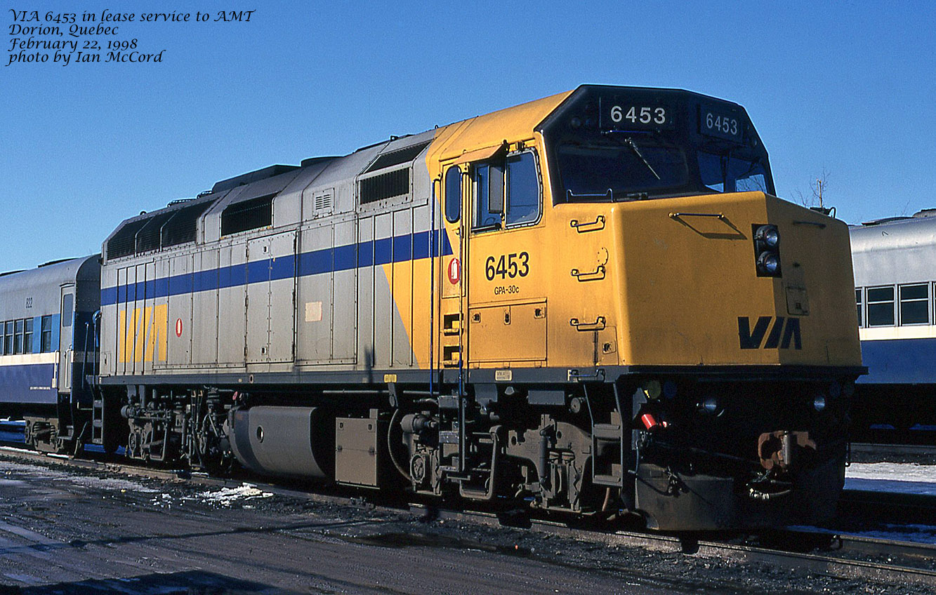 VIA F40PH-2Ds used on commuter trains